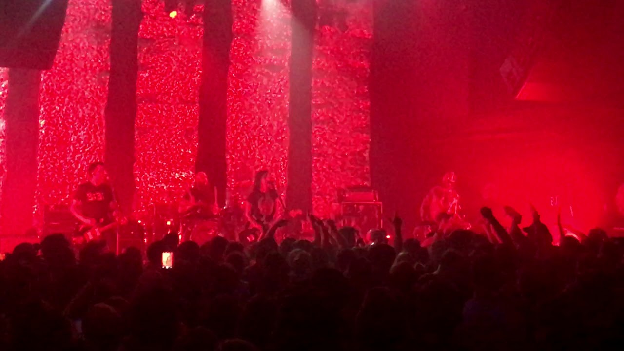 The Young Crazed Peeling - The Distillers Live 9:30 Club May 31, 2019 ...