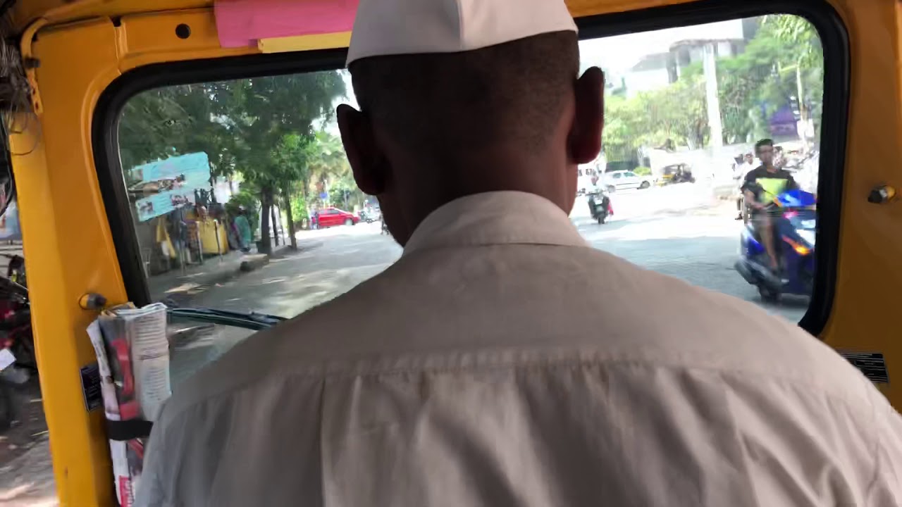 Hired my first auto rickshaw in Pune - YouTube