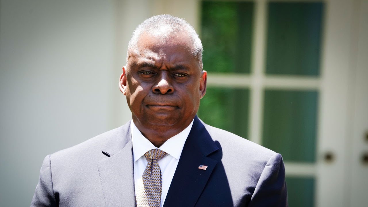 LIVE: Lloyd Austin Hosts Southcom Change of Command Ceremony - YouTube