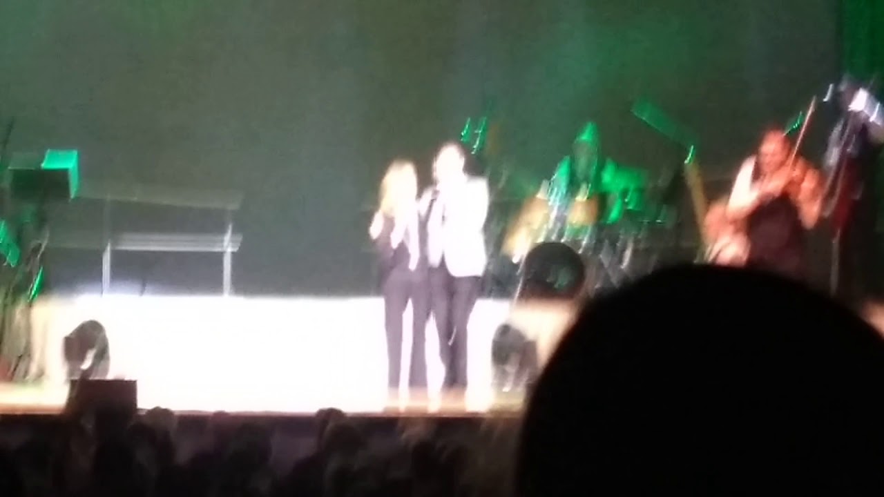 Daniel O'Donnell And The Band - Irish Medley - YouTube