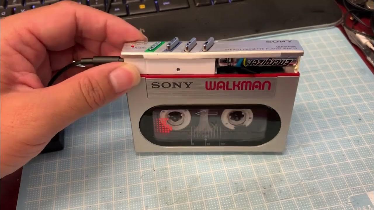 Sony WM-10 Walkman Cassette Player - YouTube