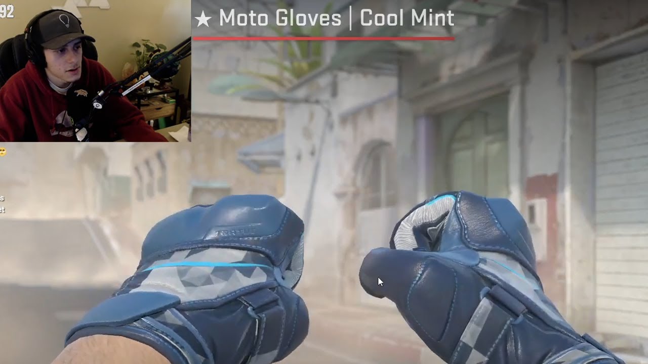 Cool Mint Moto Gloves | CS2 - YouTube