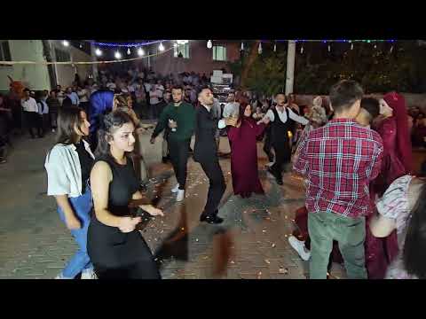 DEMİRCİ'nin SAYIK KÖYÜNDE KADRİYE ABDURRAHMAN KAHRAMAN ÇİFTİNİN KINA TÖRENİNDEN GÖRÜNTÜLER 2024