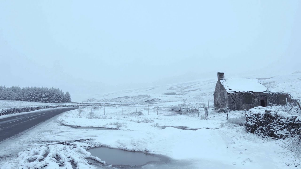 Snow at Newby Head - YouTube