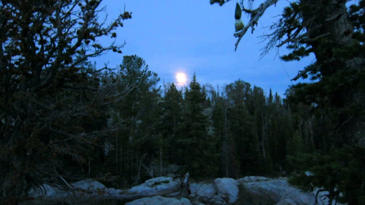 Wind River Range Photographers Point Super Moon - YouTube