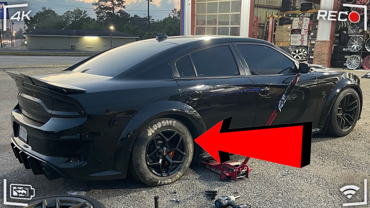 TAKING MY HELLCAT REDEYE TO THE RACE TRACK !!😈 - YouTube