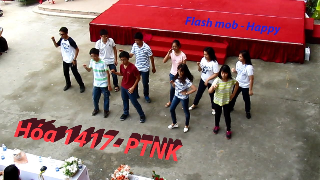 Flash mob (Happy - Pharrell Williams) - YouTube