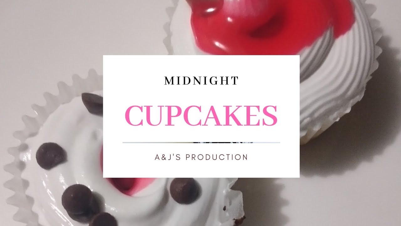 Midnight Treats | Strawberry Cupcake - YouTube