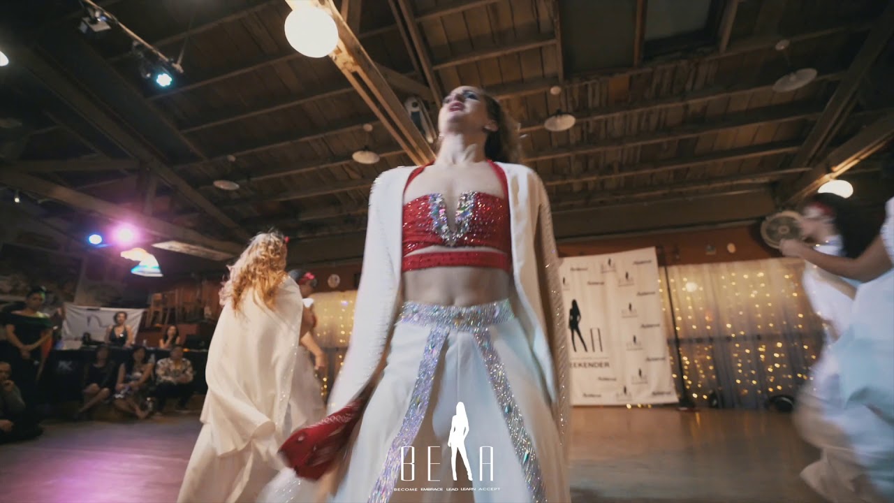 Stephanie Stevenson Dance Team Performance - YouTube