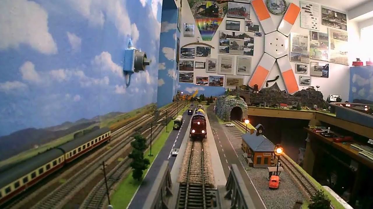 Modellbahn in HO - YouTube