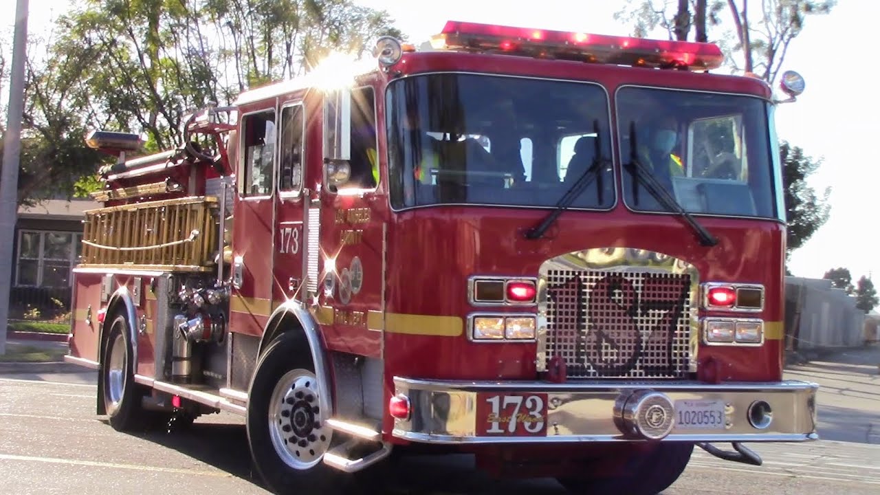 LACoFD Engine 173 (Reserve) Responding - YouTube