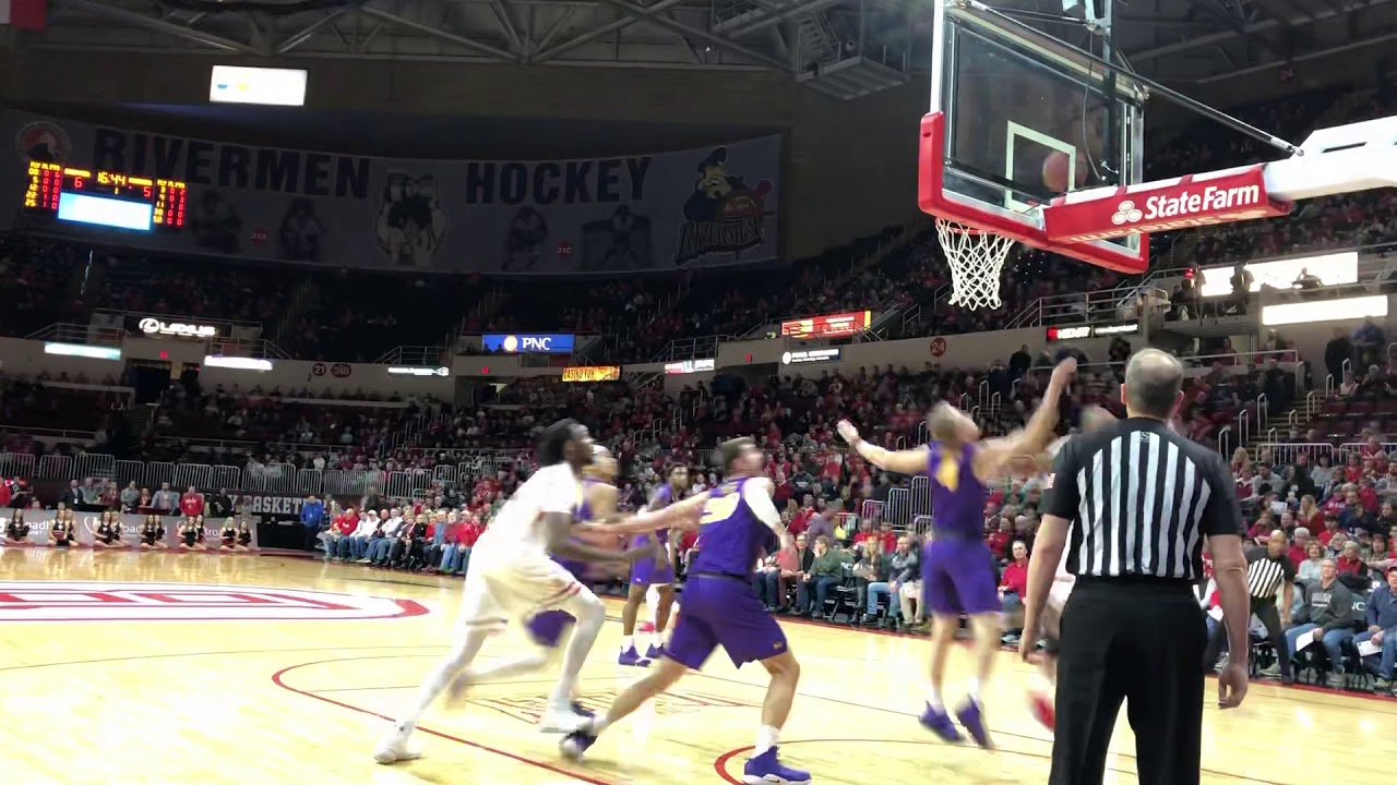 Kingsby leads the way for Bradley - YouTube