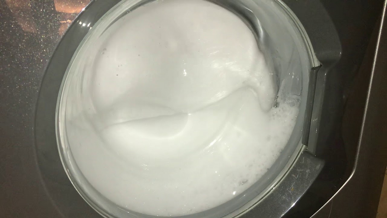 Hotpoint start of wool cycle - YouTube