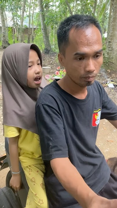 Mak mau kemana ikut #shorts - YouTube