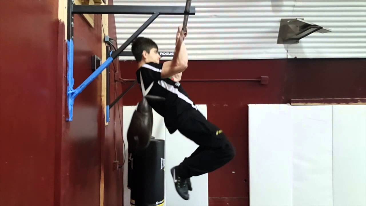 Bag Pull Ups | Bulgarian Muscle - YouTube