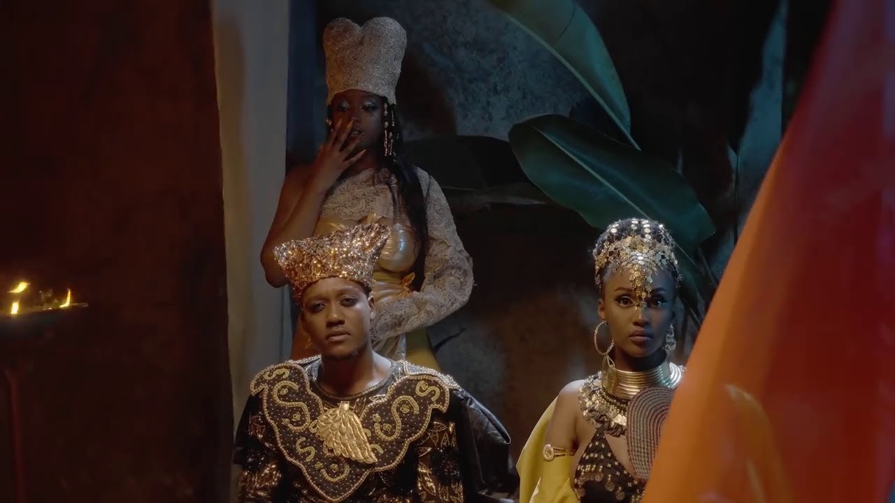 Munda kevin kade Feat Element Elle - YouTube