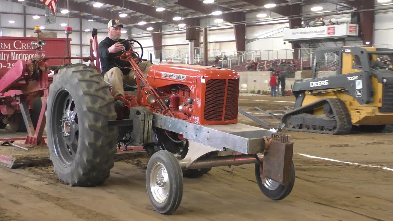 Classic Tractor Pulling Thunder At Chatham 2022 - YouTube