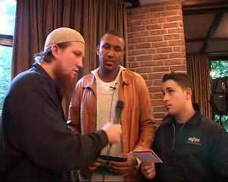 5 people accept Islam in one day at a German Mosque - YouTube