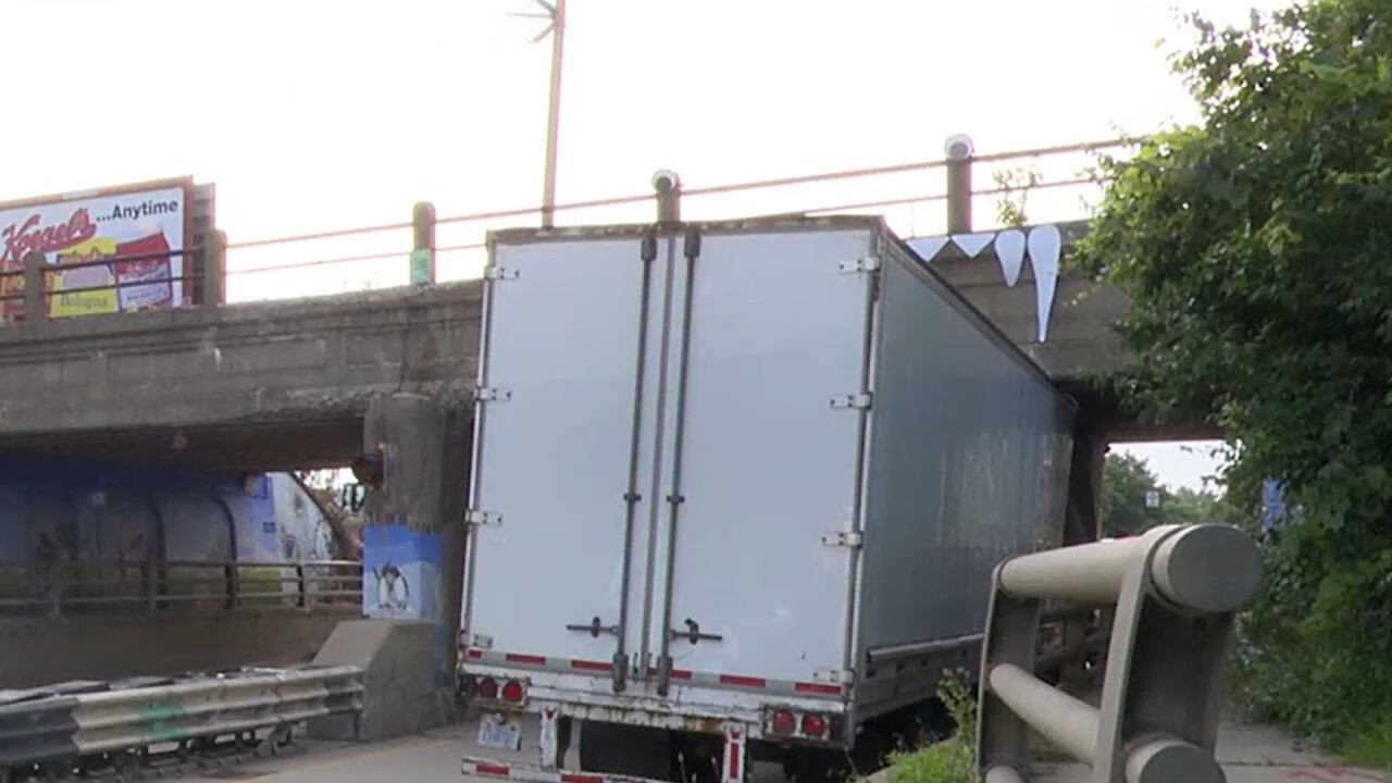 Lansing’s infamous Pennsylvania Ave bridge gets a scary makeover ...