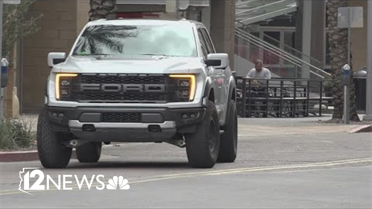 Valley sees 17% spike in car insurance costs, expert says - YouTube