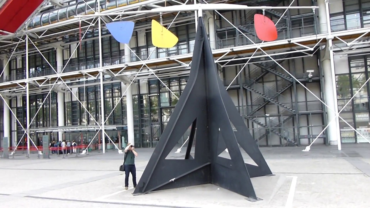 Calder Pompidou - YouTube