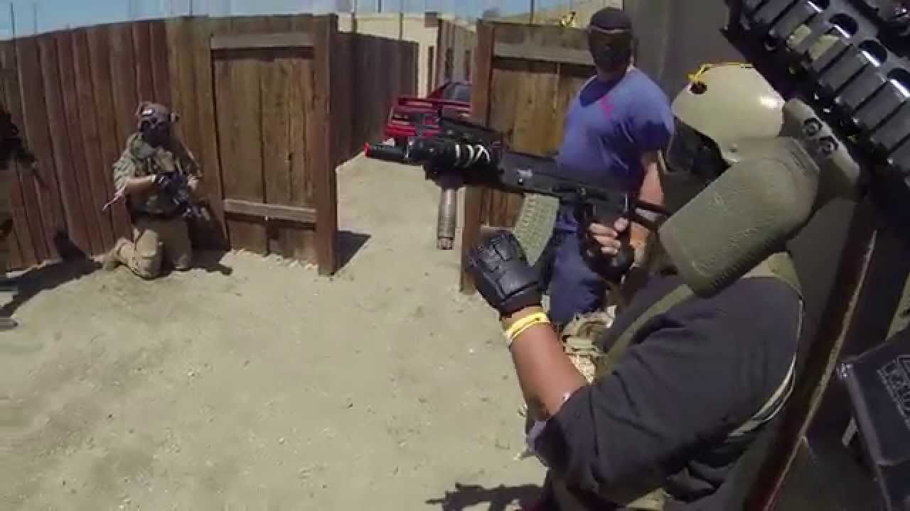 Airsoft Gi | Red Alert Gameplay | I should buy an LMG.......... - YouTube