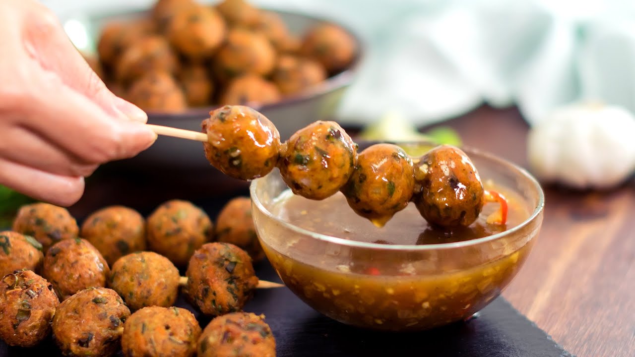 How to Make a Homemade Fish Balls - YouTube