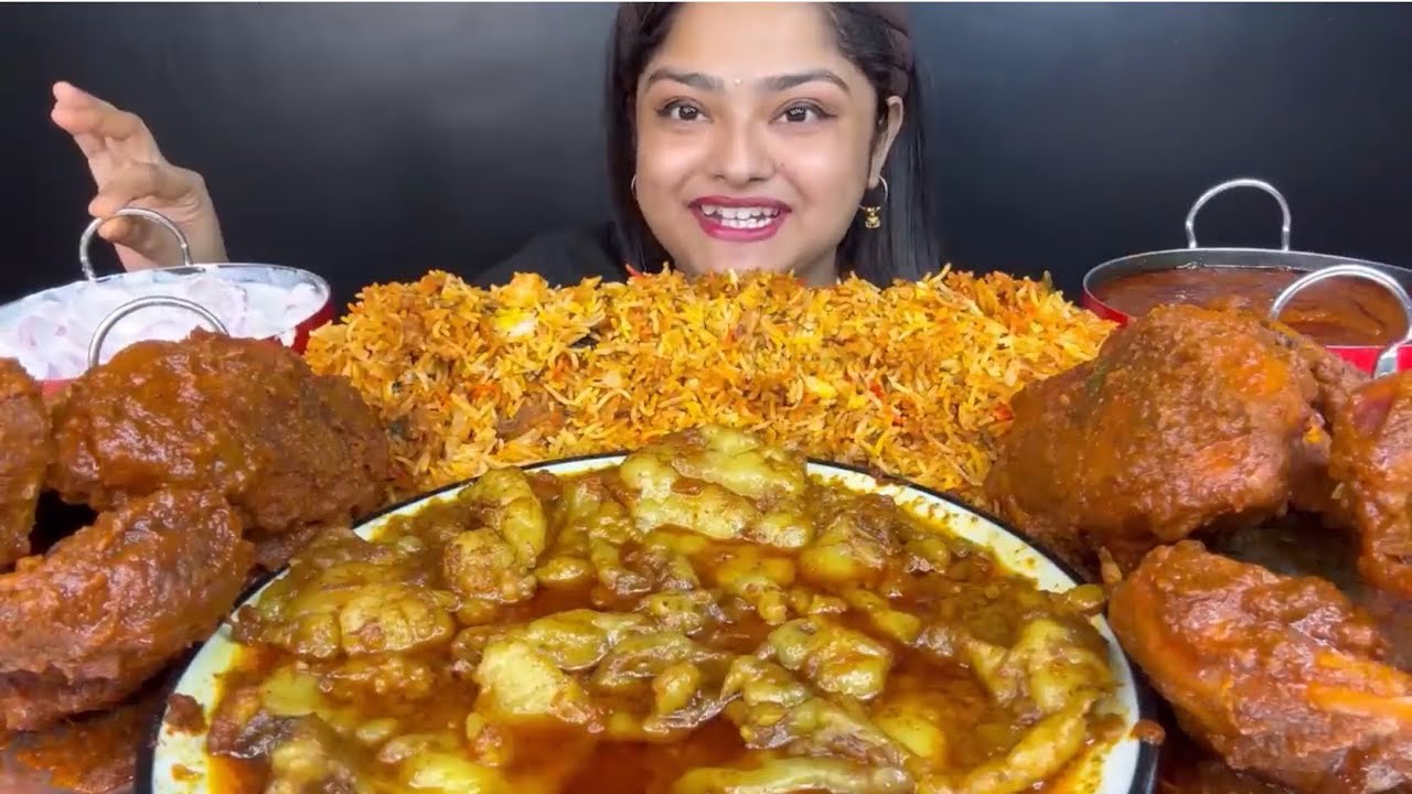 Maddy Eats ASMR mutton fat curry roast chicken fried rice Mukbang bites ...