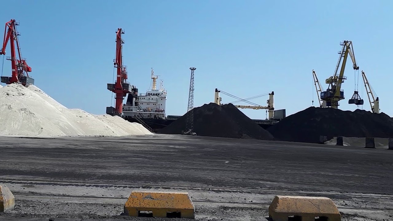 Mole II Nador port - YouTube