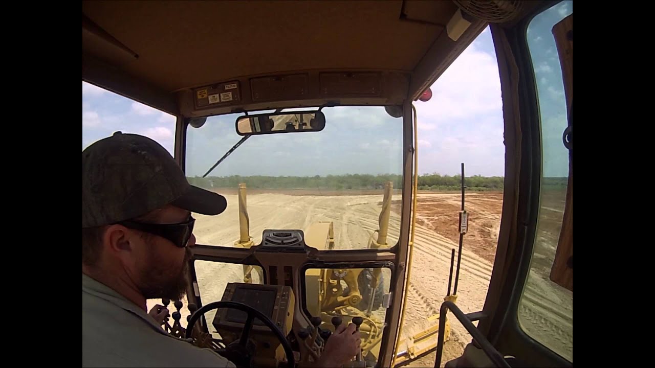 Laser grading gravel with the 140G - YouTube