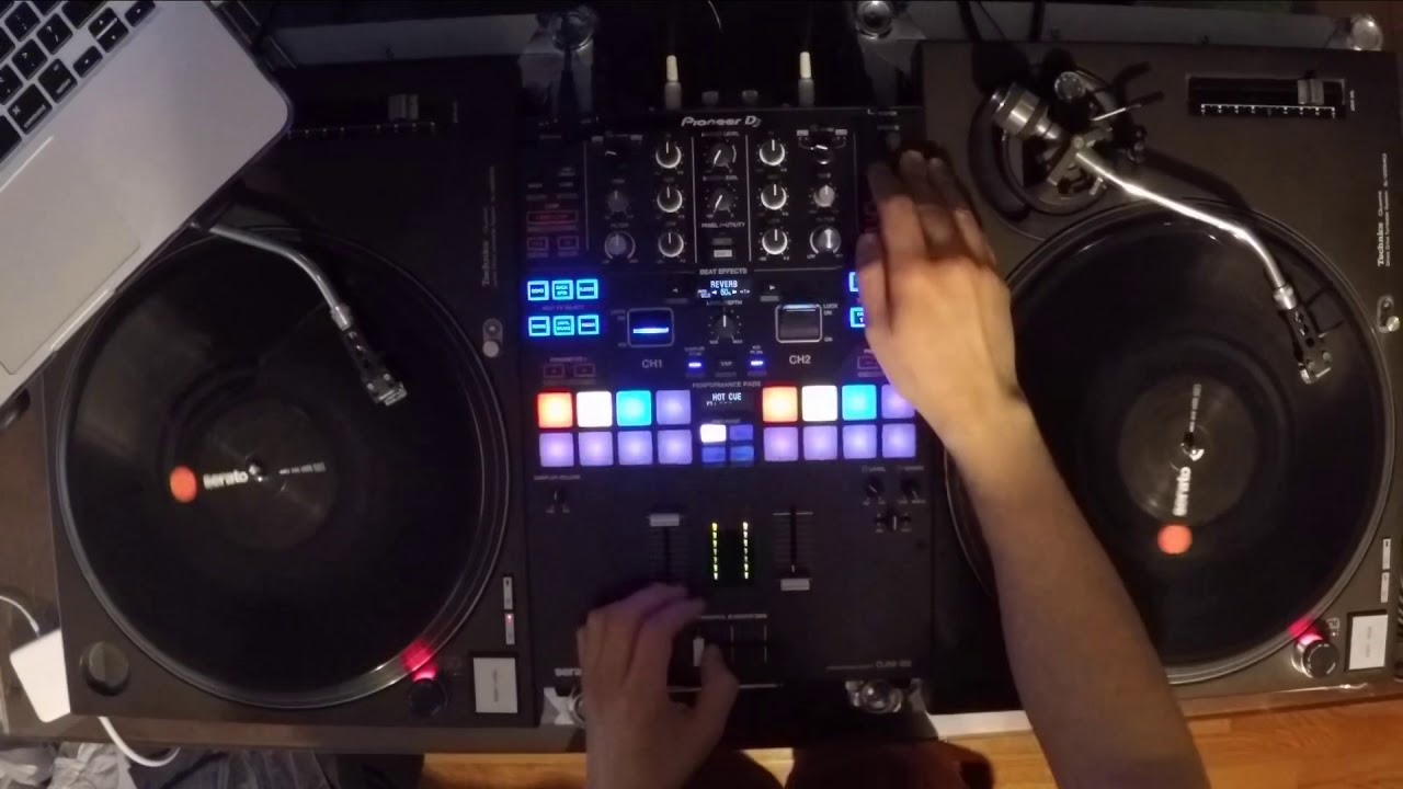 DJ REY - 5 Minutes of Notorious B.I.G. Hits - YouTube