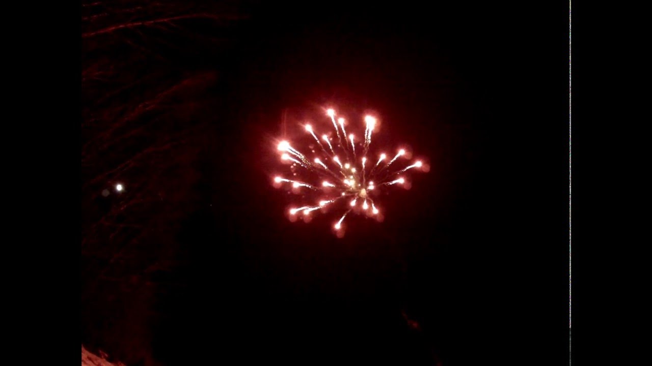 Homemade firework: 20mm rocket(2,5" inch shell) red wave - YouTube