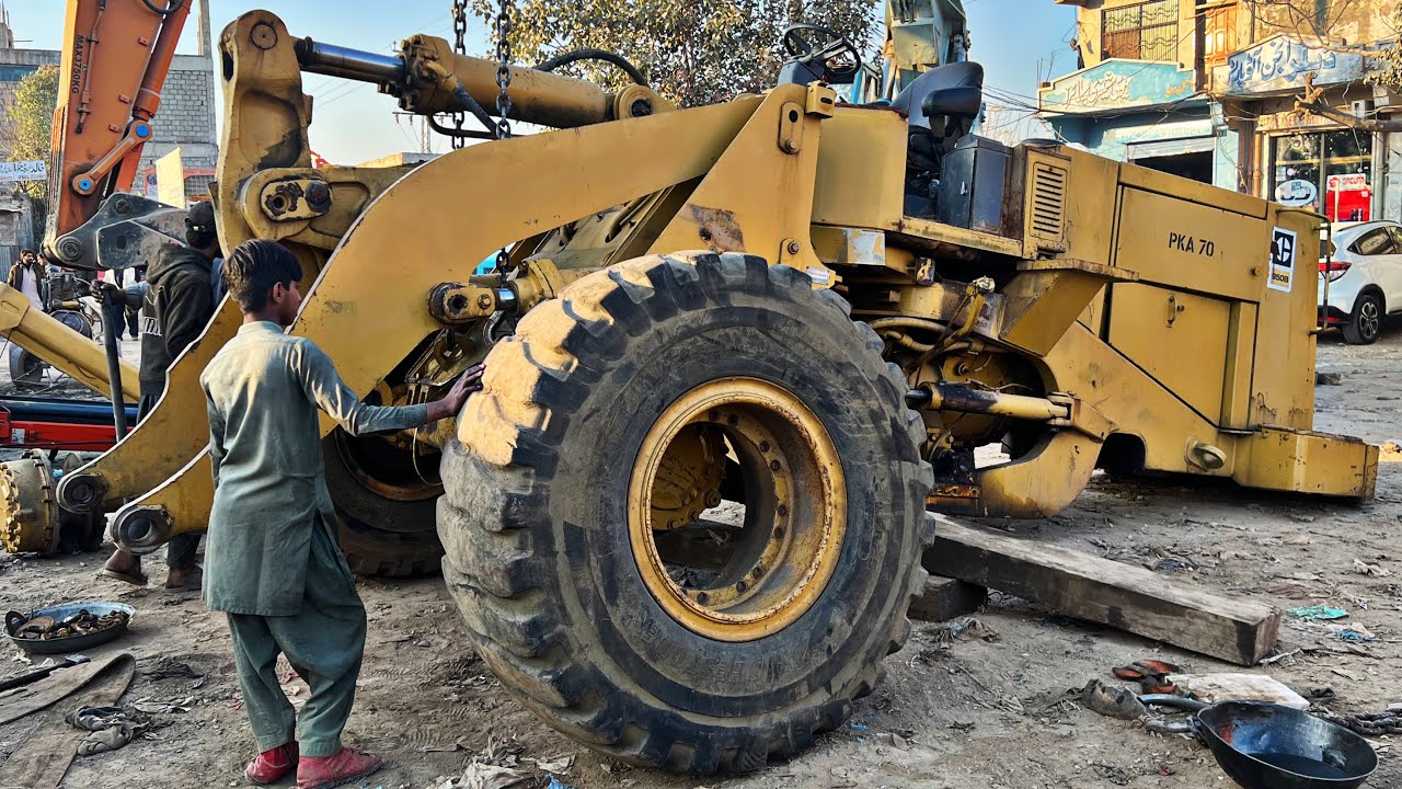 When Caterpillar 950B Loader Expire in Europe Then it is Sold and ...