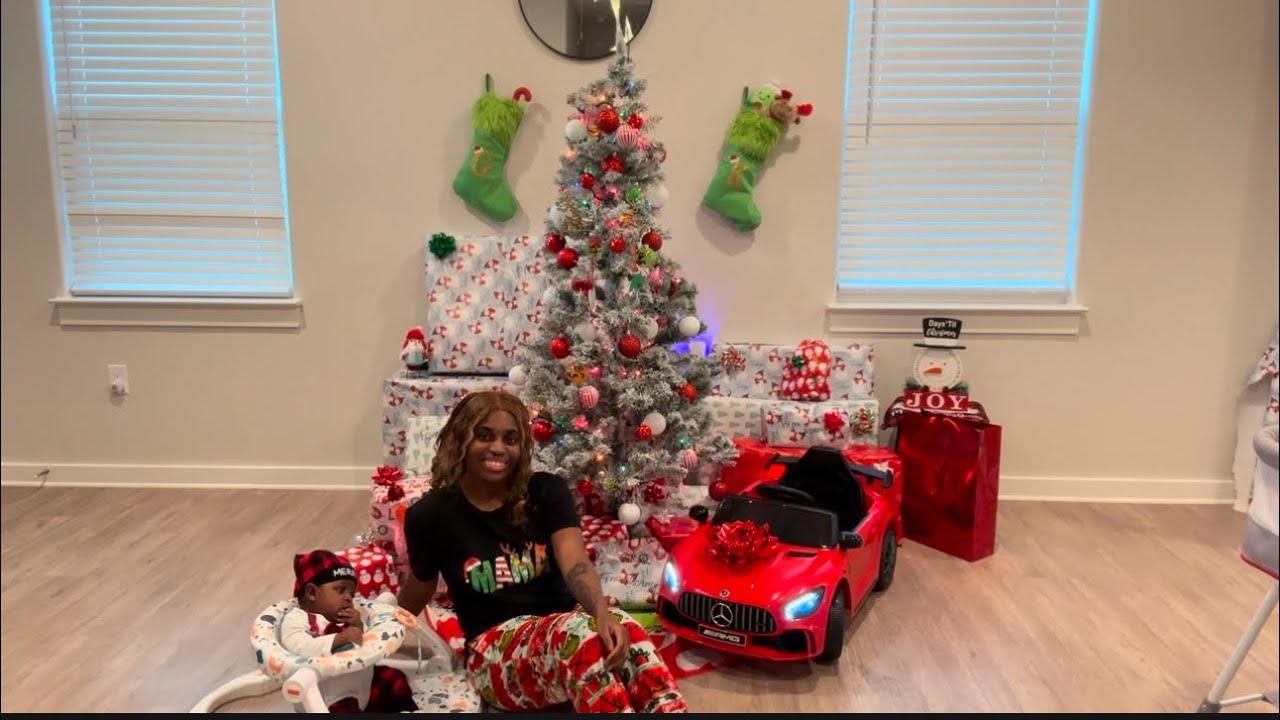 Christmas Morning Opening Presents | Kai’s 1st Christmas | First Time ...