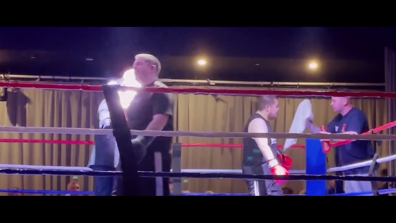 United Minds Charity Boxing Fight| fighter Jake Orchard | in Clarence Pier Portsmouth - YouTube