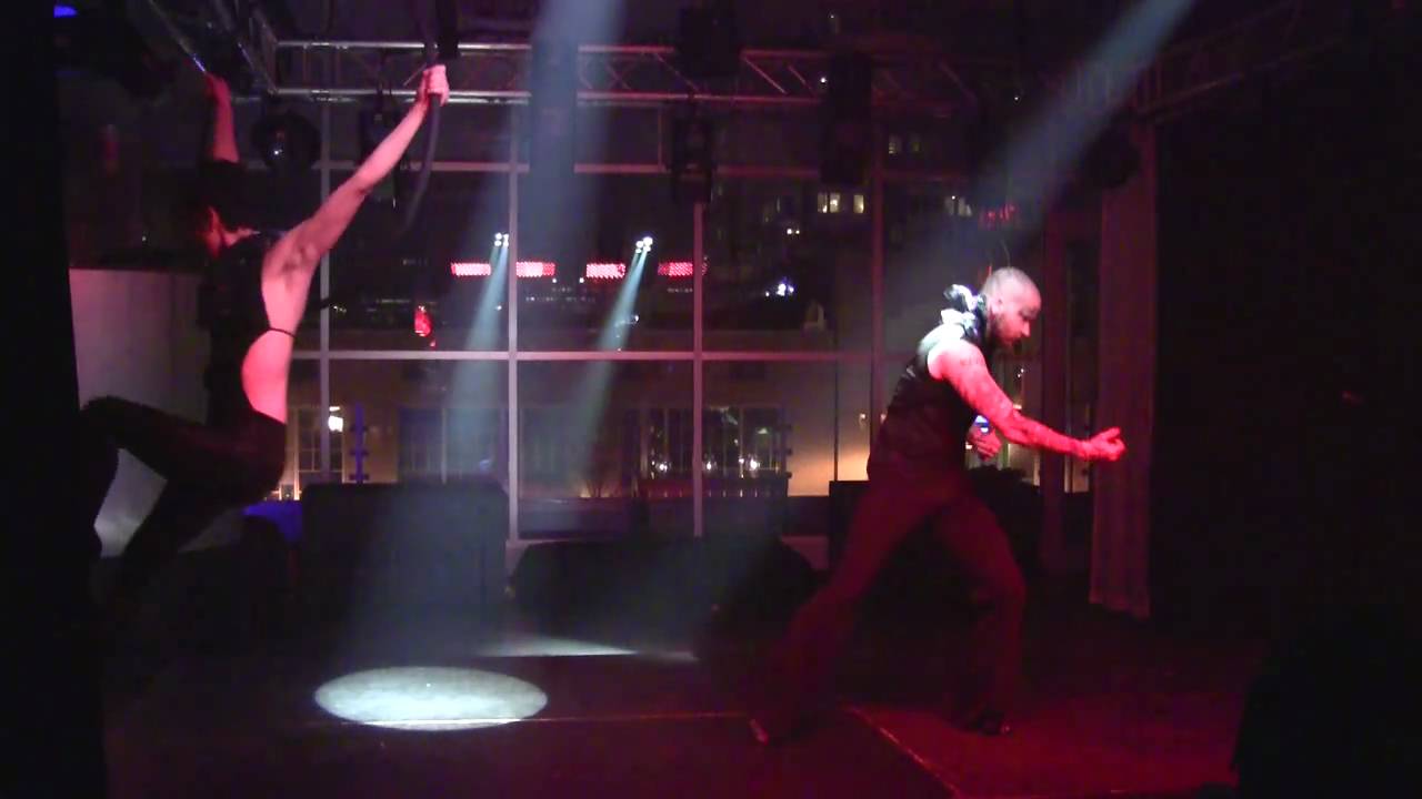 Kegan D. Rushing and Mindy Reaves perform at Solas - YouTube