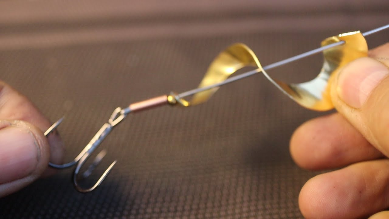 How to Make a Spiral Wing Fishing Lure - YouTube
