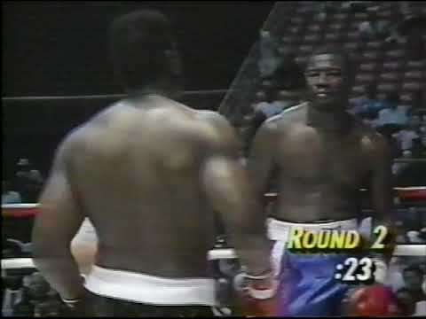 Tony Tucker vs Mike Rouse 07-1990 - YouTube