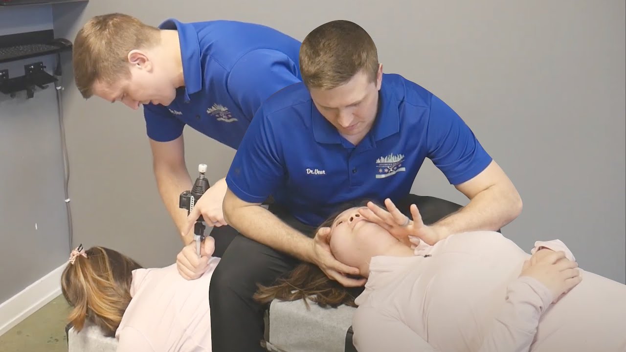 Crunchy Full Spine Adjustment for Neck, Back, & Ankle Pain - YouTube