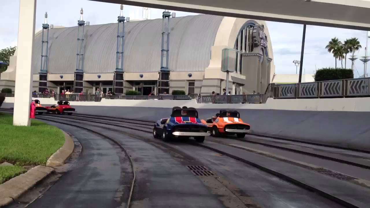 Disney racing - YouTube