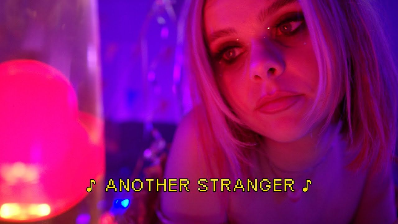 Hedda Mae - Another Stranger (Lyric Video) - YouTube