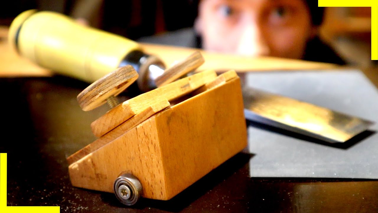 Razor Sharp Chisel In No Time With This Jig - YouTube