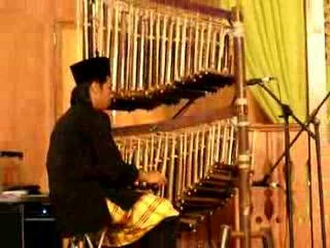 Angklung Performance - YouTube