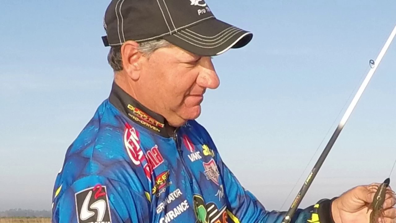 The Bass Fix - Yamamoto Sanshouo with Mike DelVisco - YouTube