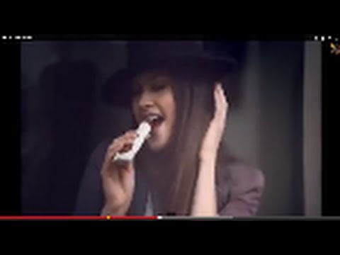 Ülker Laliva Dans eden insanlar reklamı - Hayatı Dolu Dolu Yaşa
