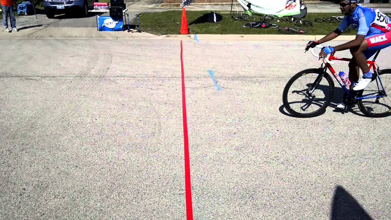 Saturday - Race 1 - Finish Line Camera - YouTube