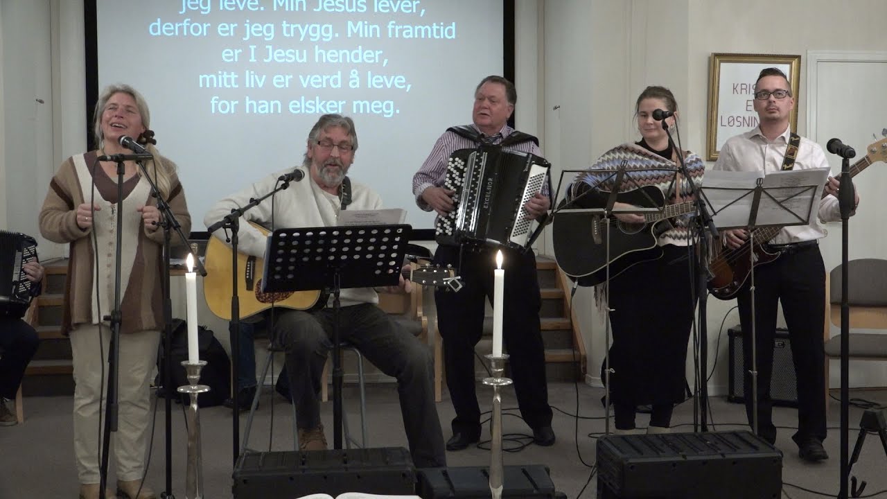 Treffpunkt Fredrikstad - husorkester: Min Jesus lever - YouTube