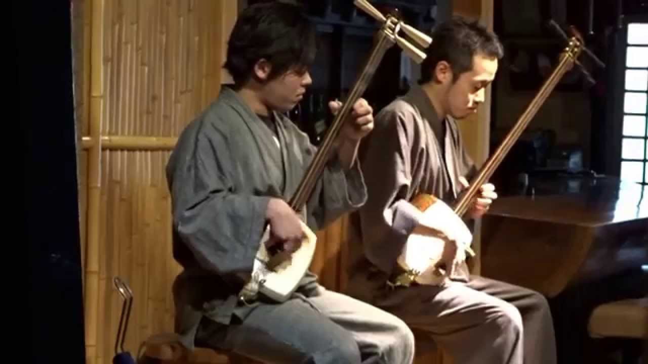 shamisen - a japanese three-stringed instrument - YouTube