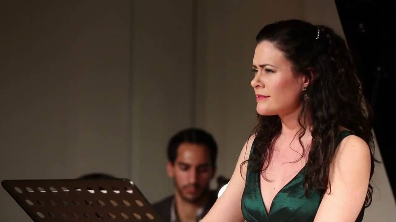 Marbhna Eoghain Ruaidh Uí Nèill [Aloys Fleischmann] - Norah King [Mezzo ...