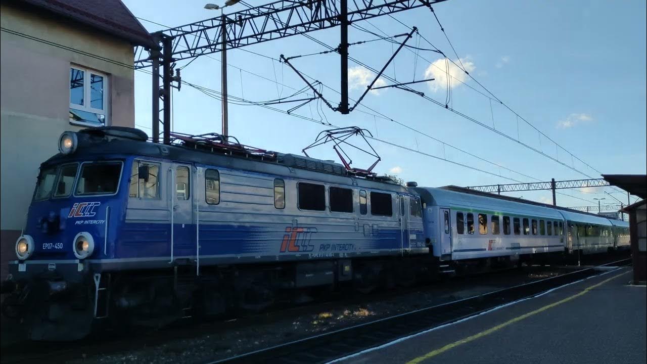 odjazd pociągu IC Podhalanin ze stacji Białogard - YouTube